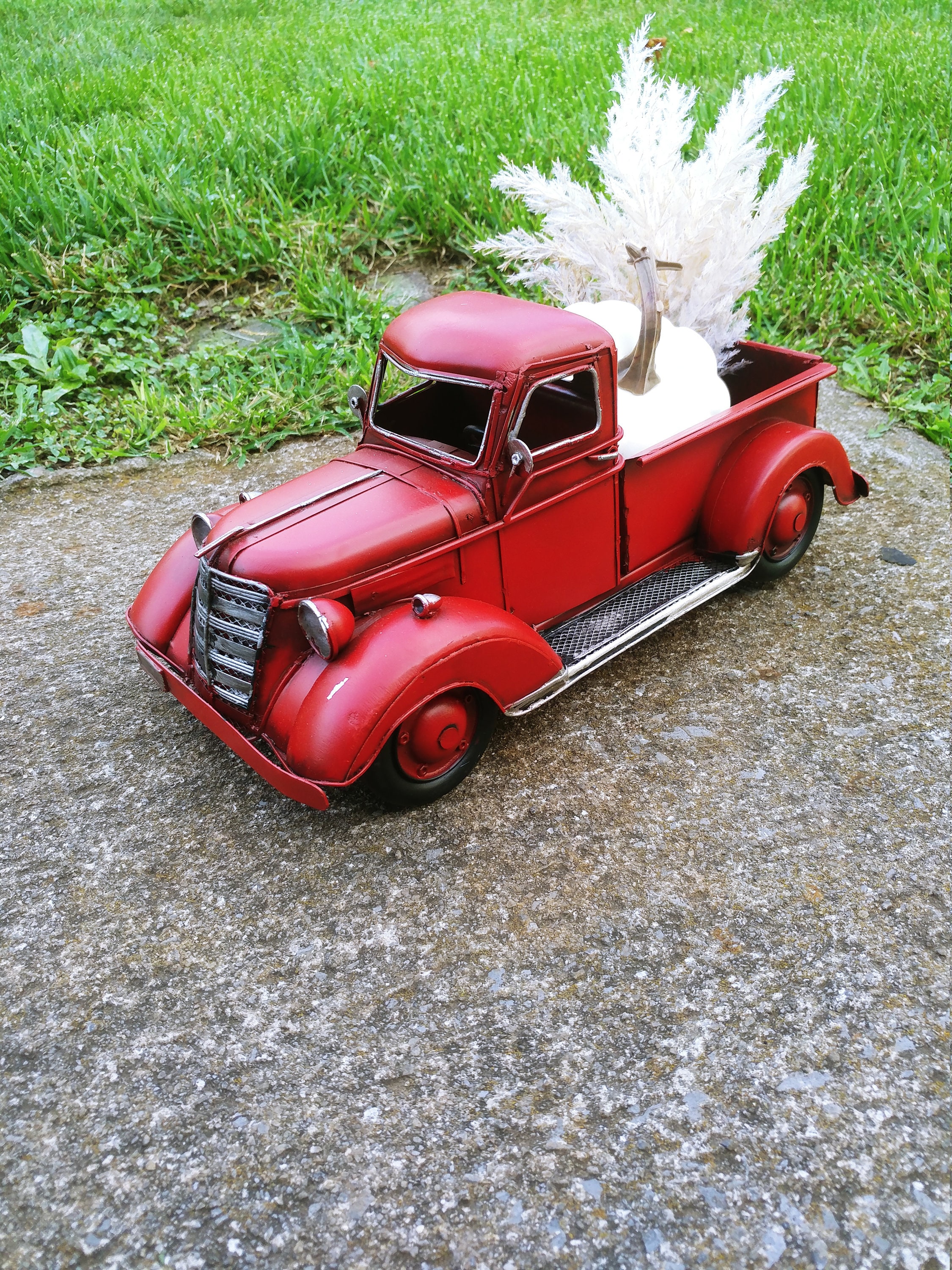 Farmhouse Red Truck Vintage Metal Christmas Truck Red | Etsy