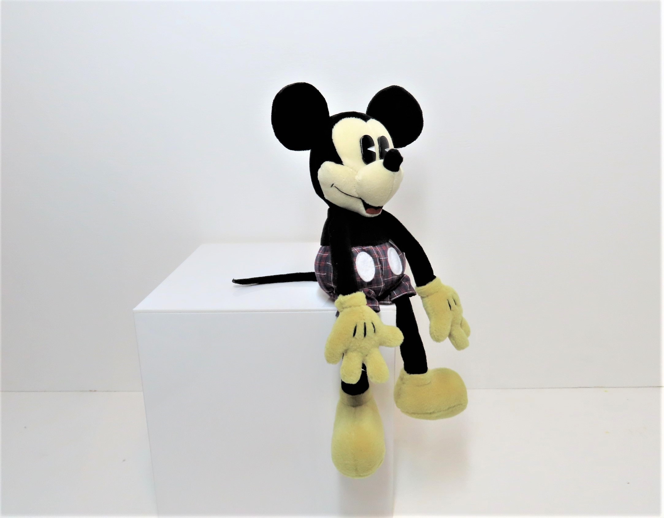 Vintage 1990s GUND Pie Eyed Mickey Mouse Soft Toy Figure - Etsy