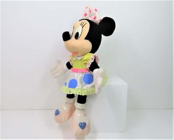 A Vintage 1970s 80s Minnie Mouse Plush in Lovely Pastels - Etsy