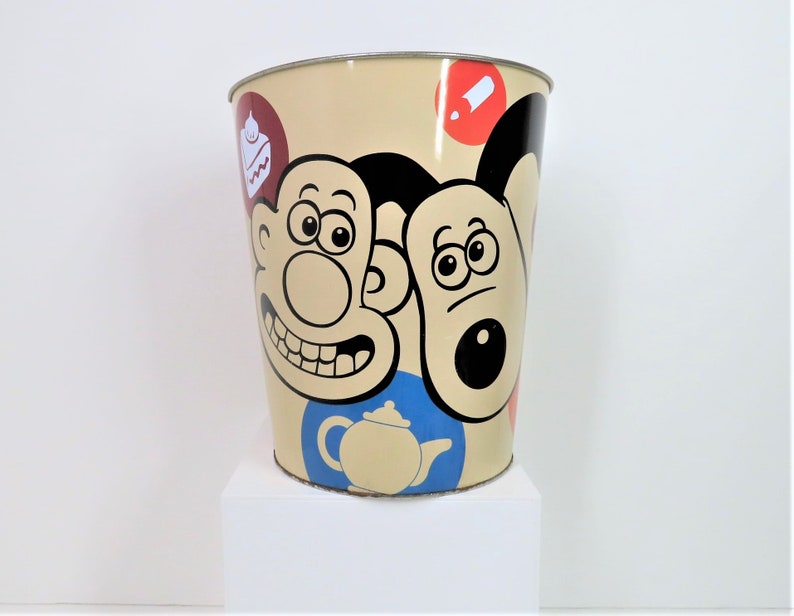 A Wallace and Gromit Metal Trash Can Wallace and Gromit Metal - Etsy