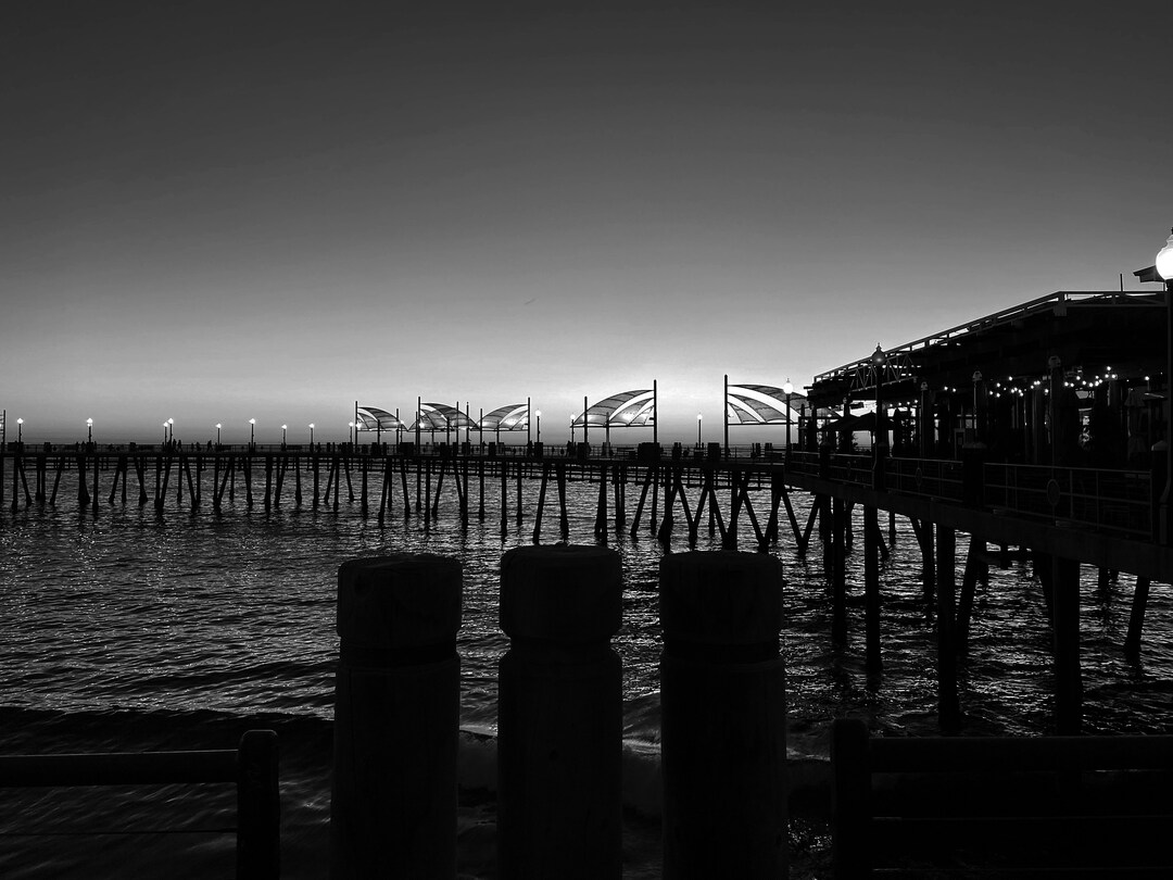 Silhouette Sunset Print / Black White Redondo Beach Pier Art ...