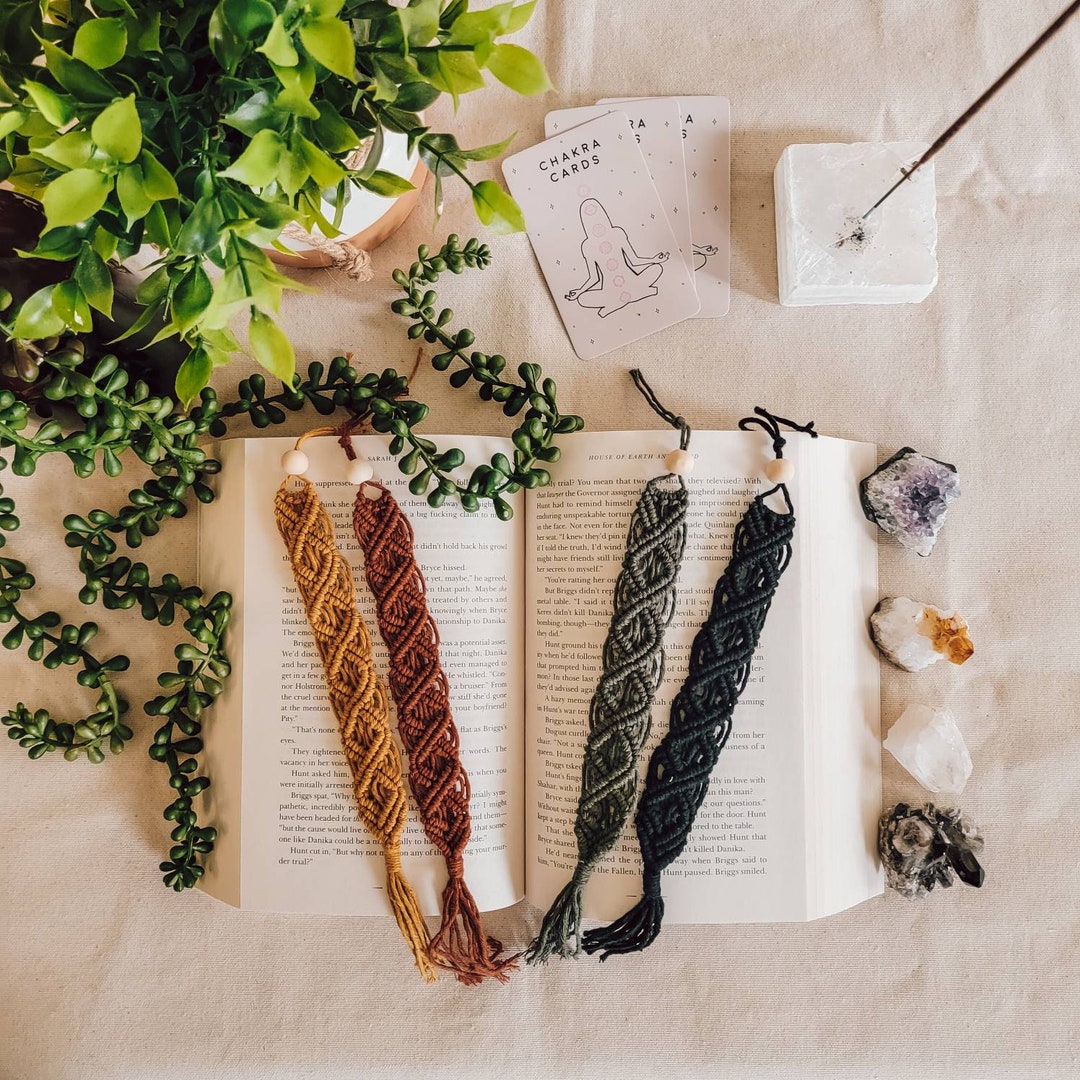 Macrame Bookmarks | Boho Book Marks | Boho Book Accessories | Cute Bookmarks - Etsy