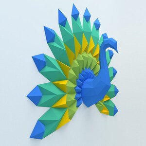 Peacock Papercraft, Low Poly Peacock, DIY Sculpture, Create Your Own 3D ...