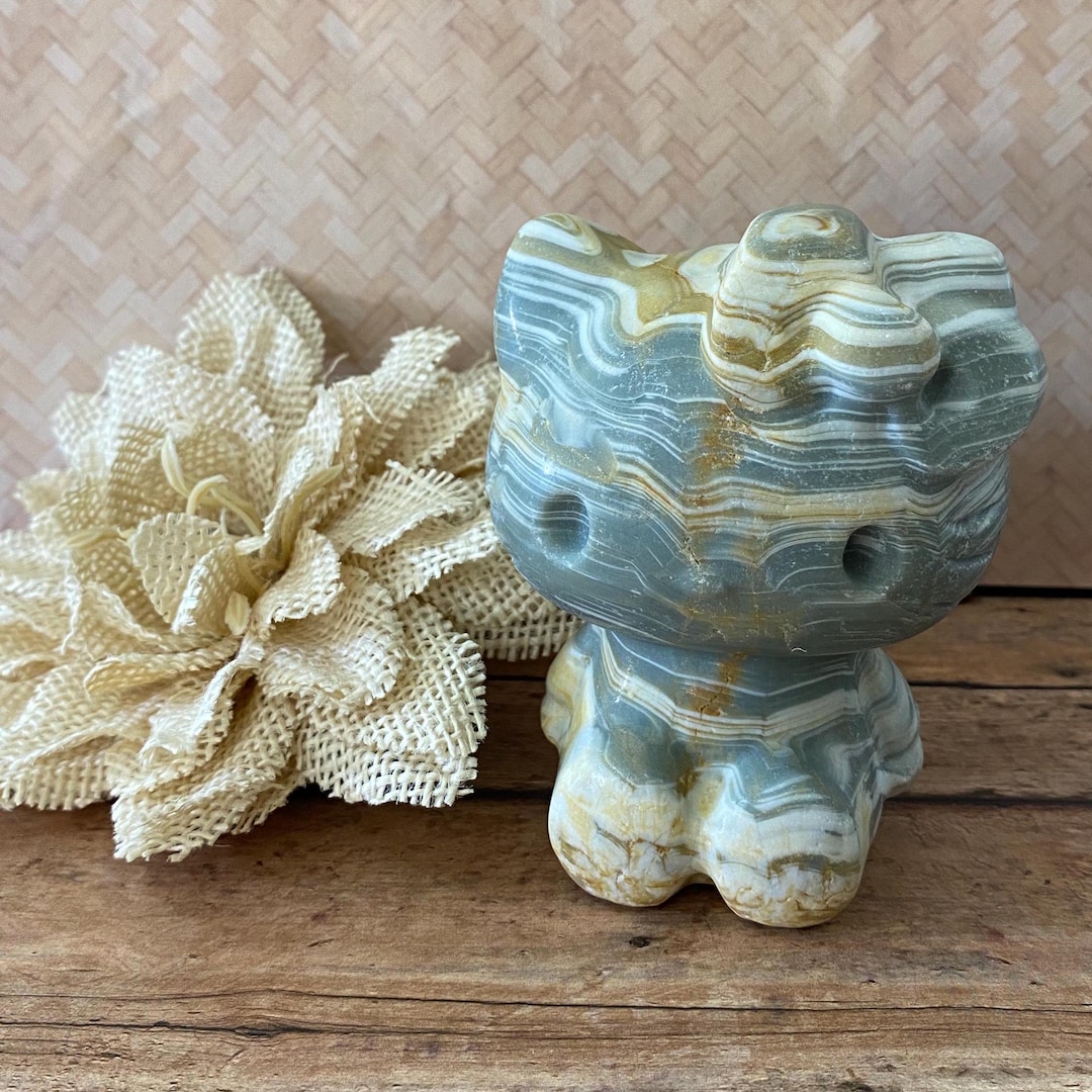 Hello Kitty Blue Onyx Crystal Carving - Etsy