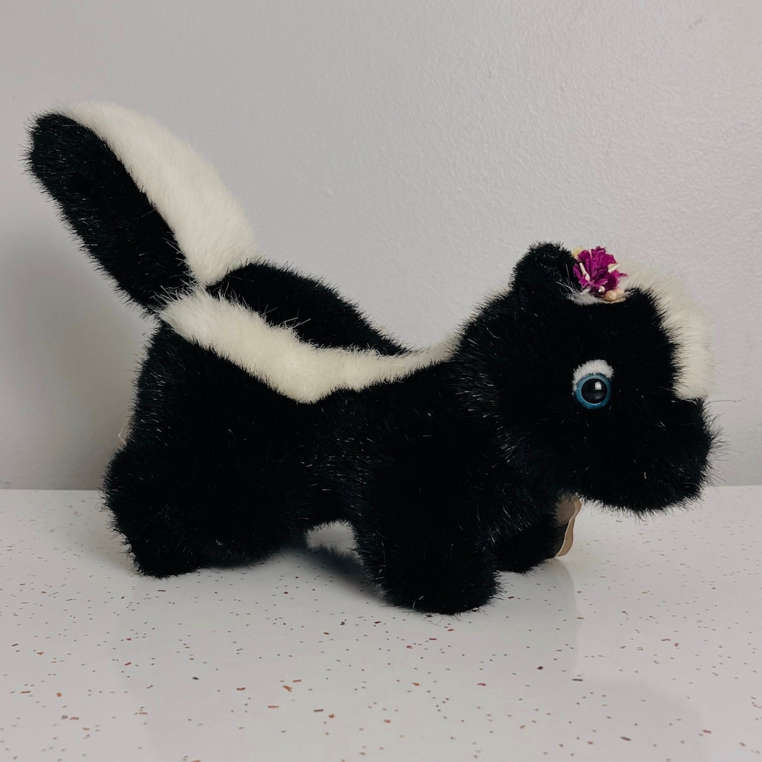 Vintage Gund Skunk Plush 'jasmine' (12 Inches) Skunk Plush Toy Flower ...