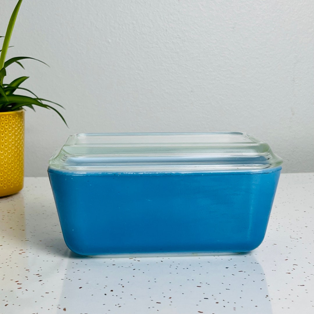 Vintage Blue Pyrex Fridgie Lidded Pyrex Dish Vintage Kitchen Storage ...