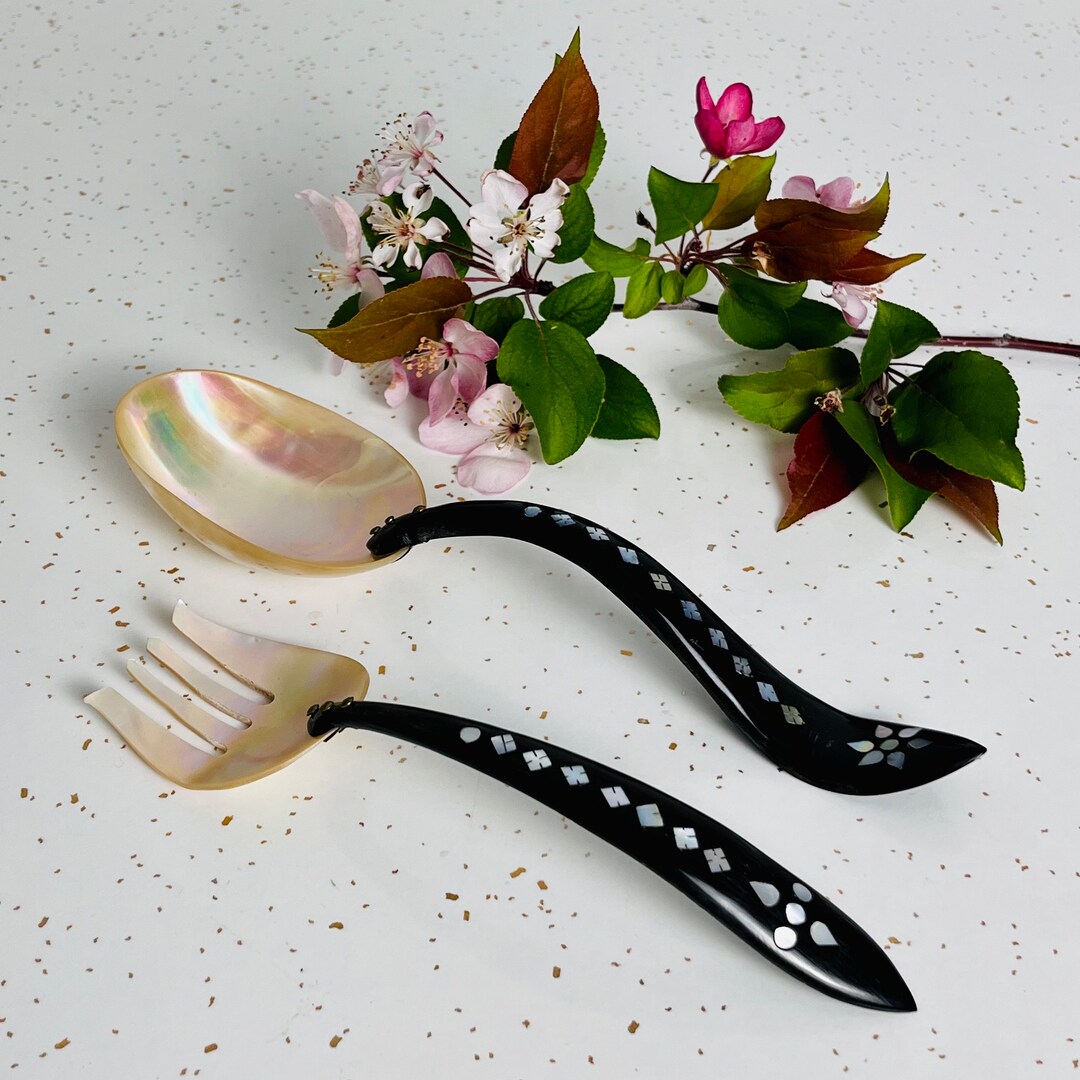 Vintage Mother of Pearl Spoon and Fork Sea Shell Decorative Salad ...