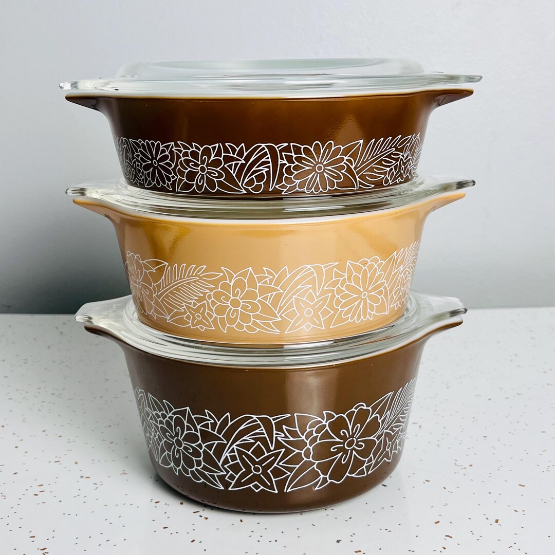 Vintage Woodland Pyrex Cinderella Casserole Dishes - Etsy