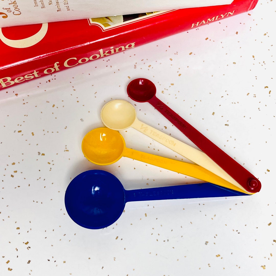 Vintage Primary Measuring Spoons - Etsy