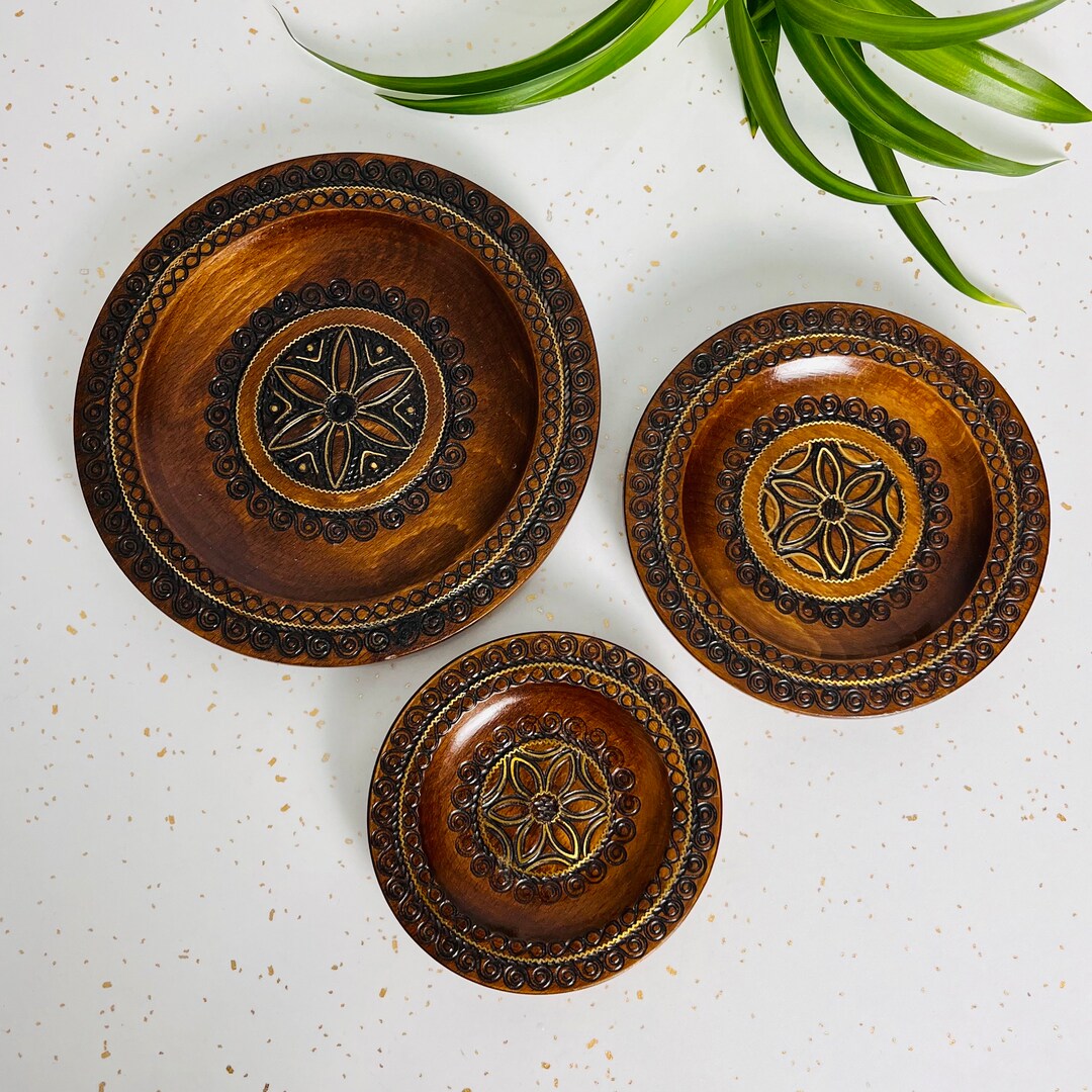 Vintage Carved Wood Decorative Plates, Brass Inlay Floral Design, Mid ...