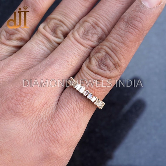 Single line diamond ring store