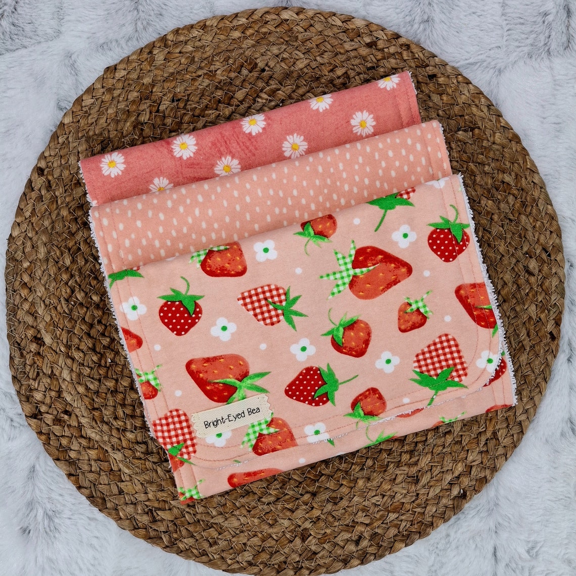 Strawberry Daisy Burp Cloth, Soft Flannel & Terry Absorbent Burp Rag - Etsy