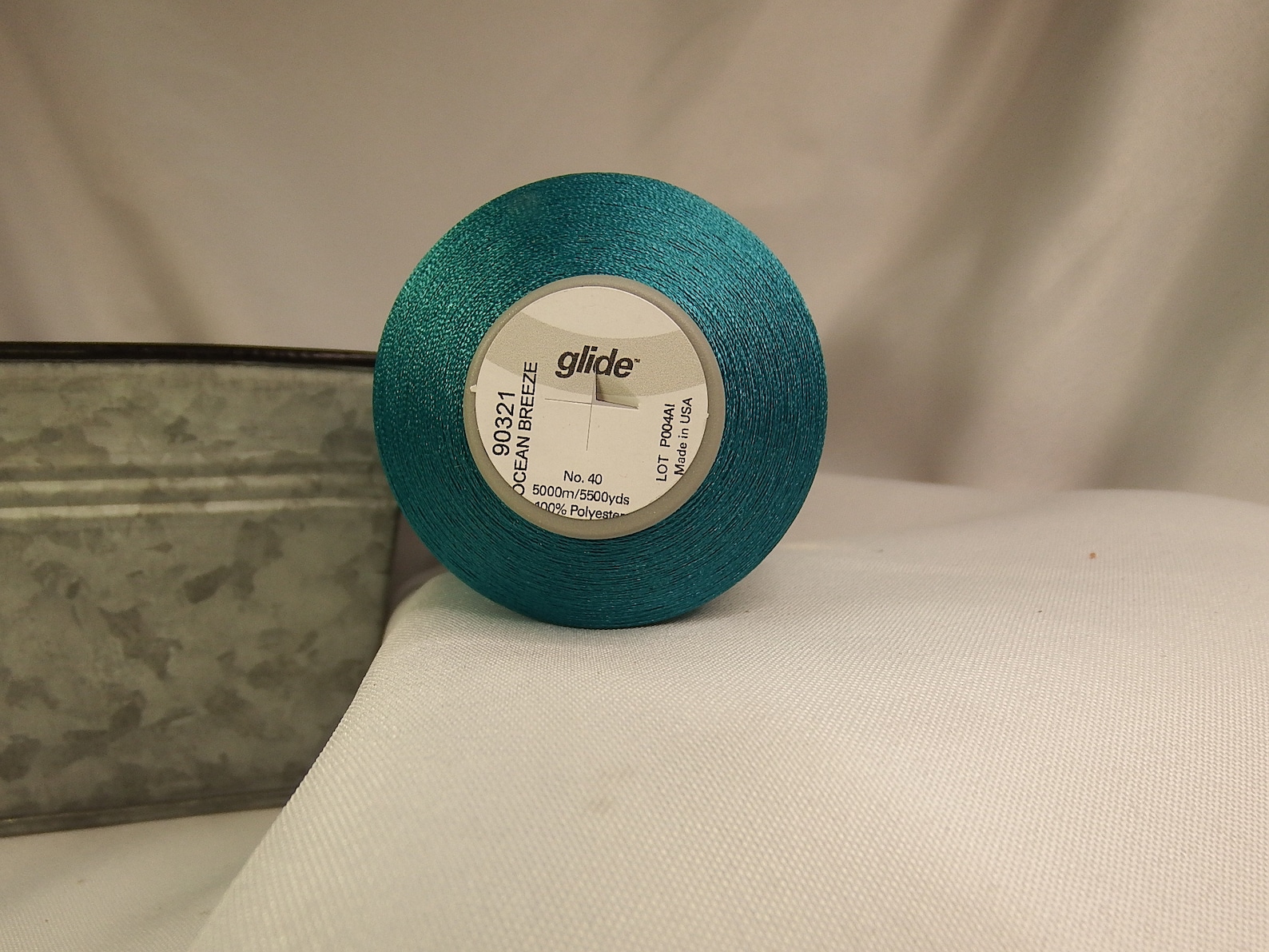 Ocean Blue EMBROIDERY Thread Glide #90321 Polyester 5500 Yards, 40 Wt ...