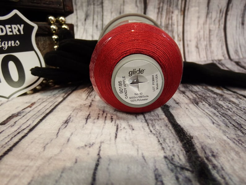RED EMBROIDERY Thread Glide Polyester 5500 Yards, 40 Wt. King Large ...