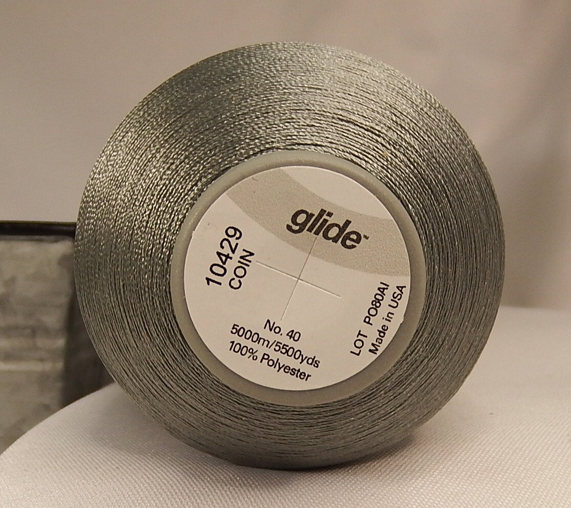 SILVER EMBROIDERY Thread Glide Polyester 5500 Yards, 40 Wt. King Large ...