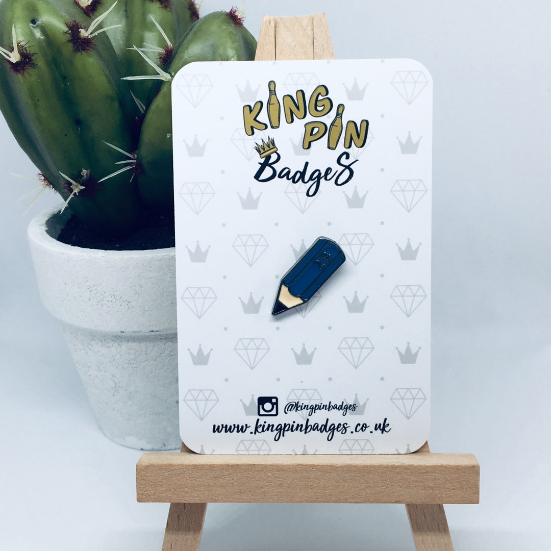 Insignia HB PENCIL / Insignia de lápiz / Insignia de pin / Pin de ...