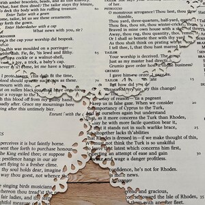 Shakespeare Book Page Paper Doilies | Pack of 12 | Lace Doily ...