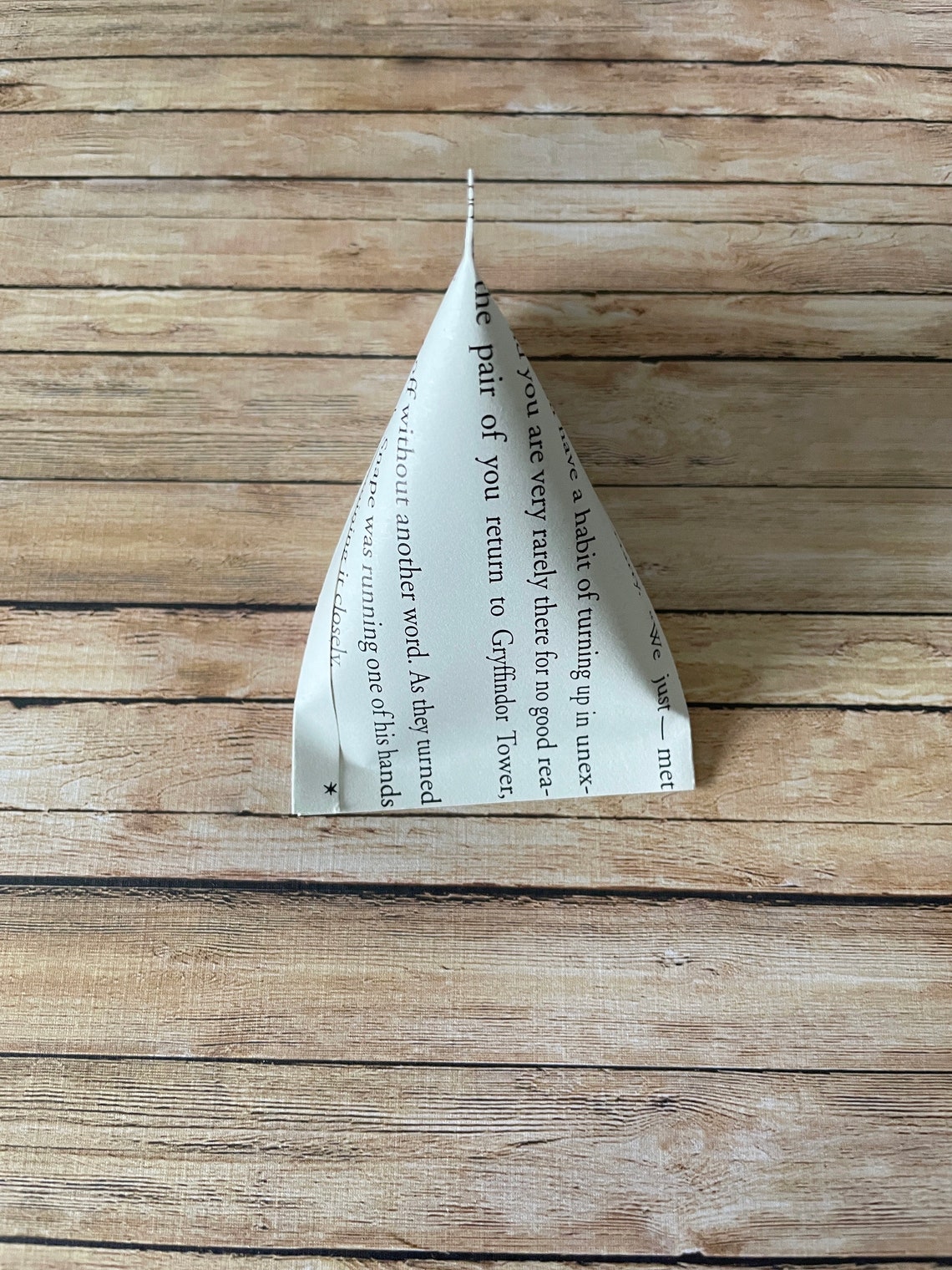 Book Page Party Favor Boxes | Set of 12 | Repurposed Books - Etsy