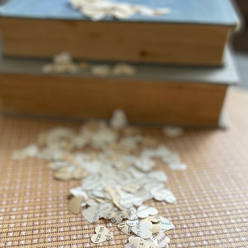 200 Pieces Book Page Confetti | 5/8" | Book Page Table Scatter ...