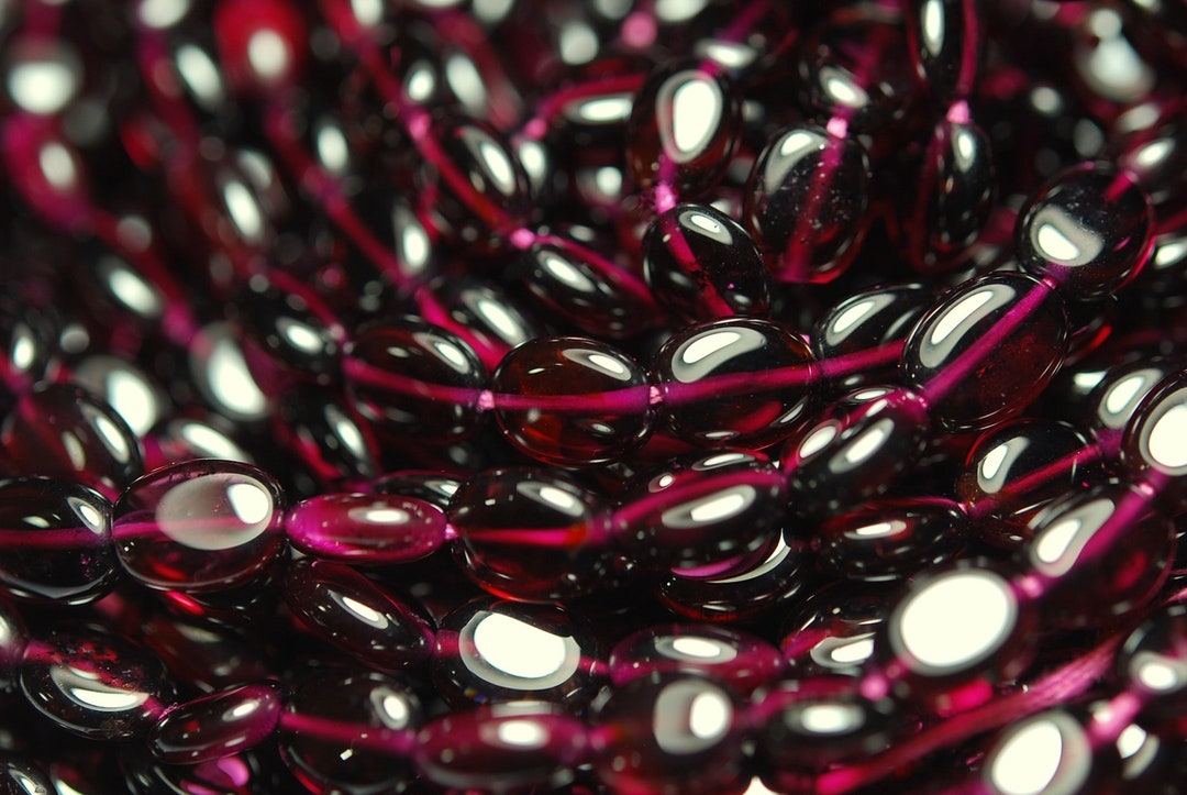 16 Inches Strand, Garnet, Smooth Polished Oval, Size 7x6mm to 8x6mm - Etsy