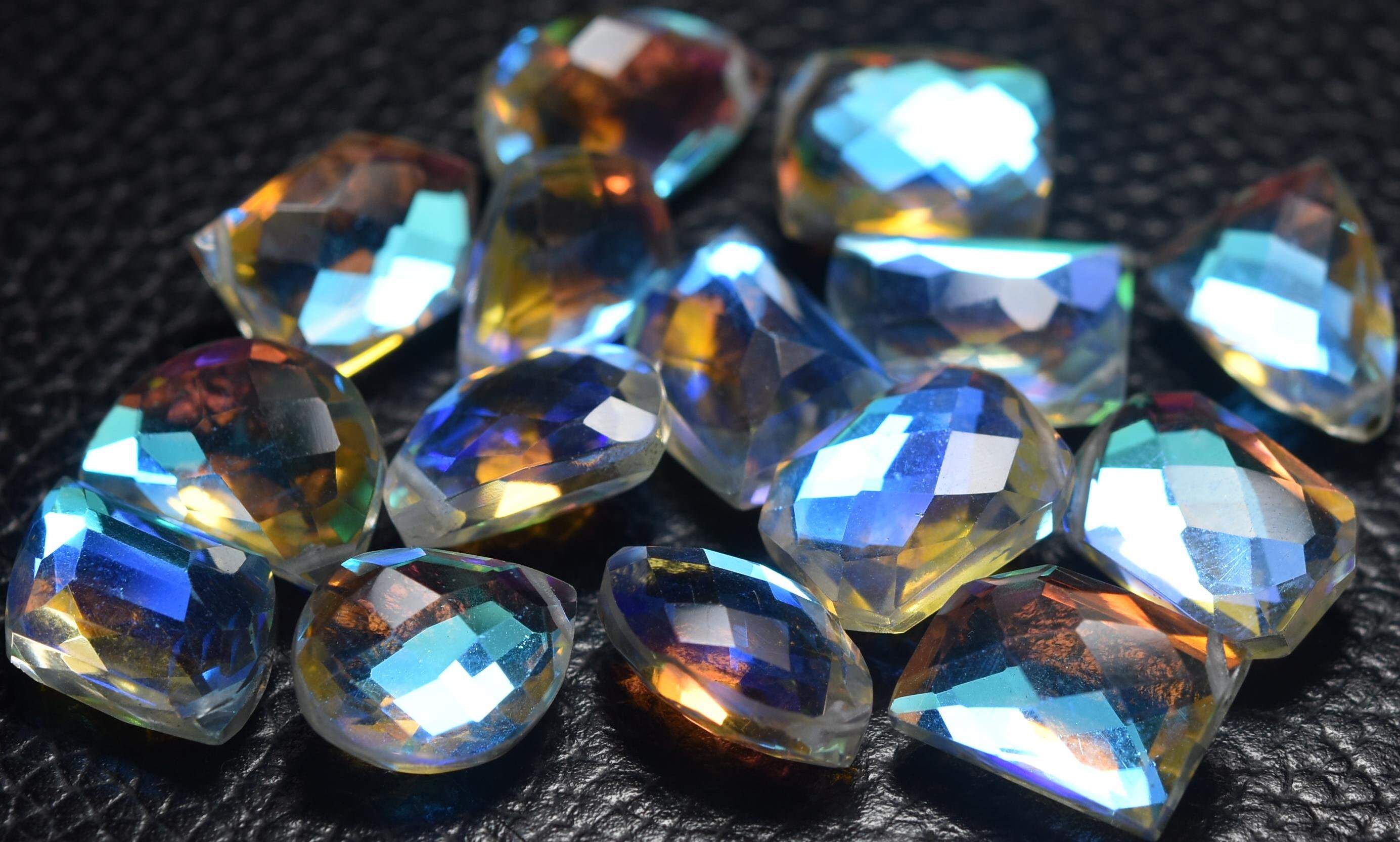10 piezas, Rainbow Hydro Quartz, Side Drilled, Faceted Fancy Shape ...
