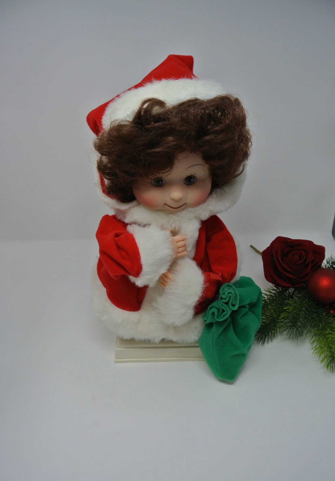 Undercover Kids Animated Collectable Adorable Santa Girl by Santa's ...