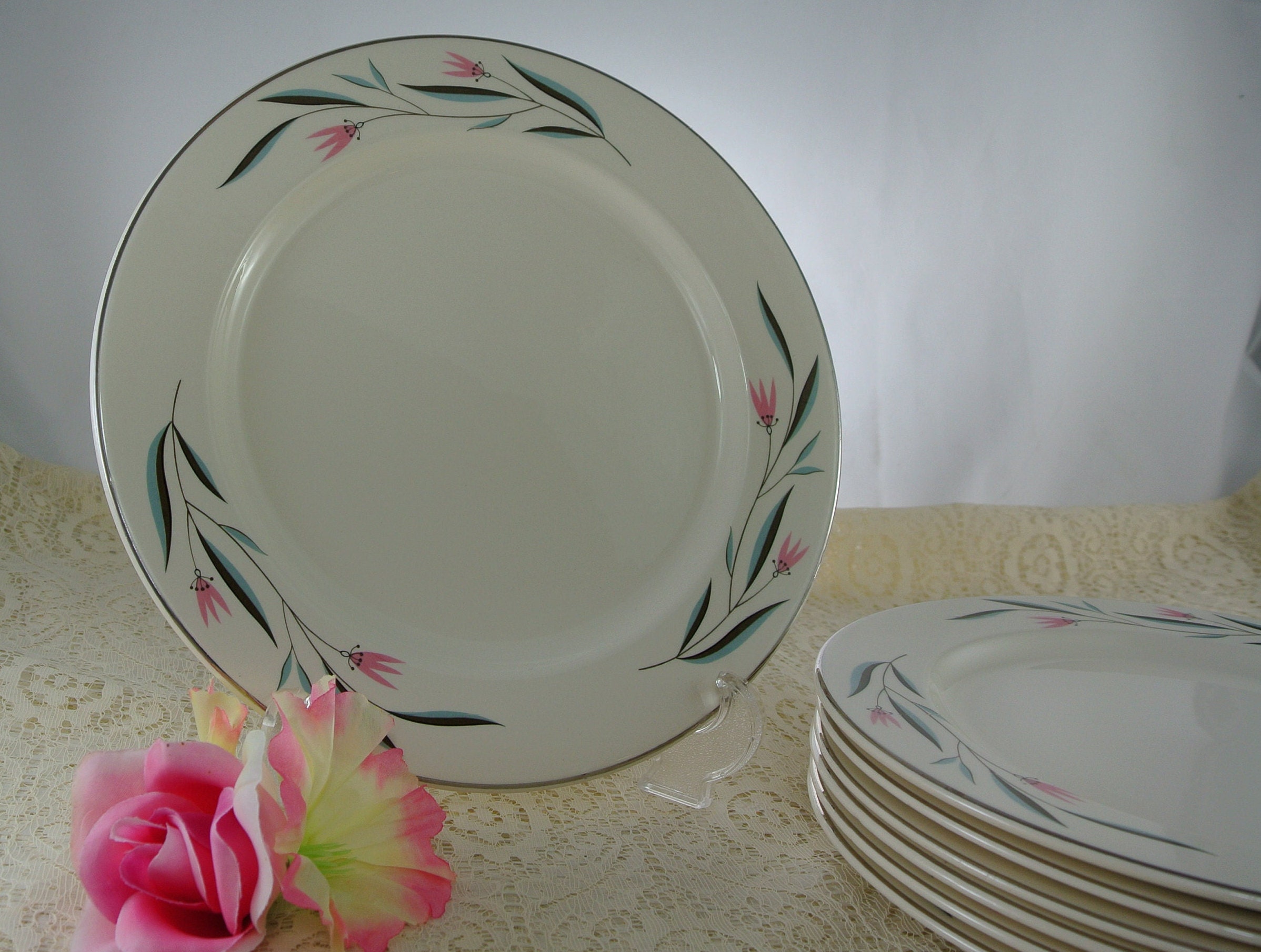 Knowles Carlton Pattern Dinner Plates Pink Flowers Gray & Blue Leaves H ...