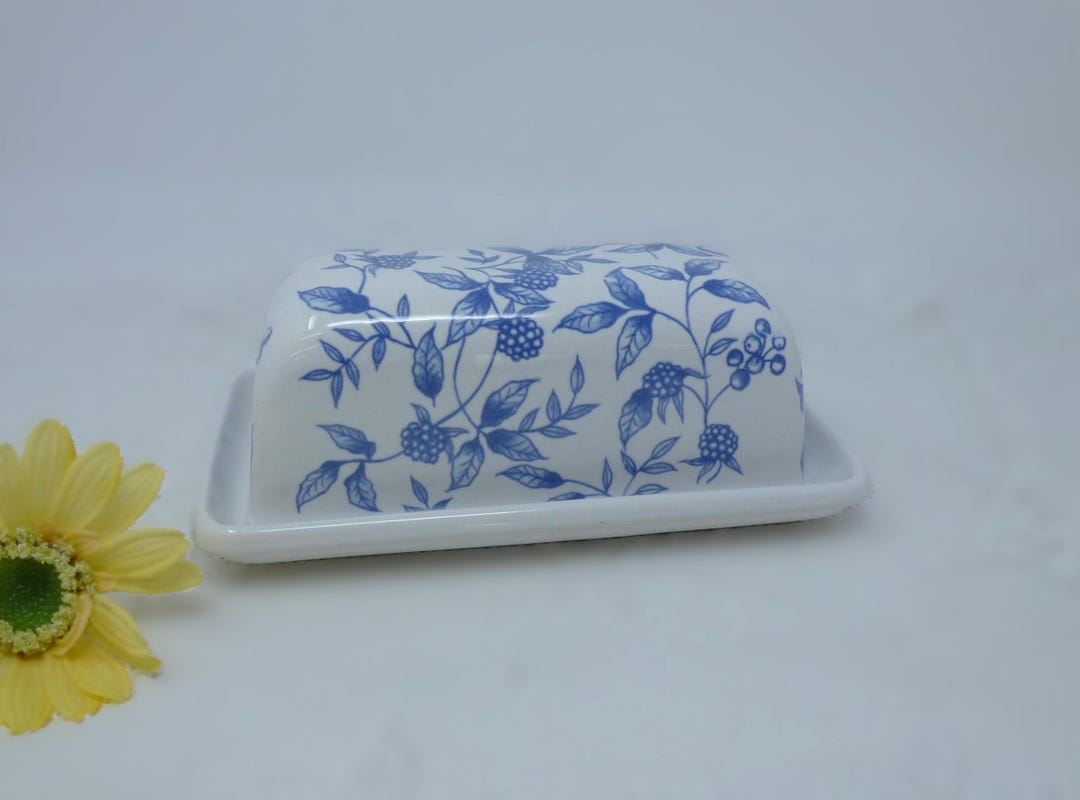 Century Stoneware Blueberry Hill Pattern 1/4-pound Butter Dish ~ White ...