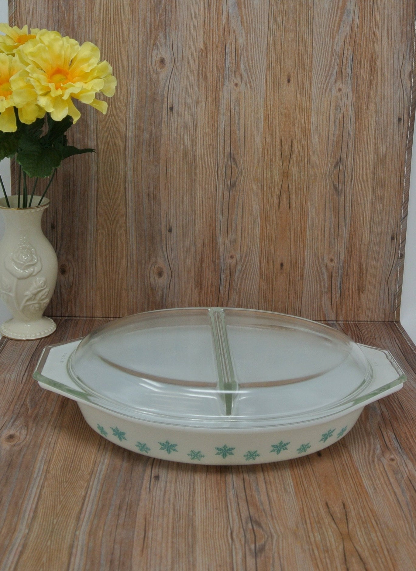 Vintage PYREX Snowflake Pattern White With Turquoise Snowflakes 1 1/2 ...