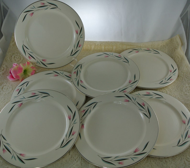Knowles Carlton Pattern Dinner Plates Pink Flowers Gray & - Etsy Denmark