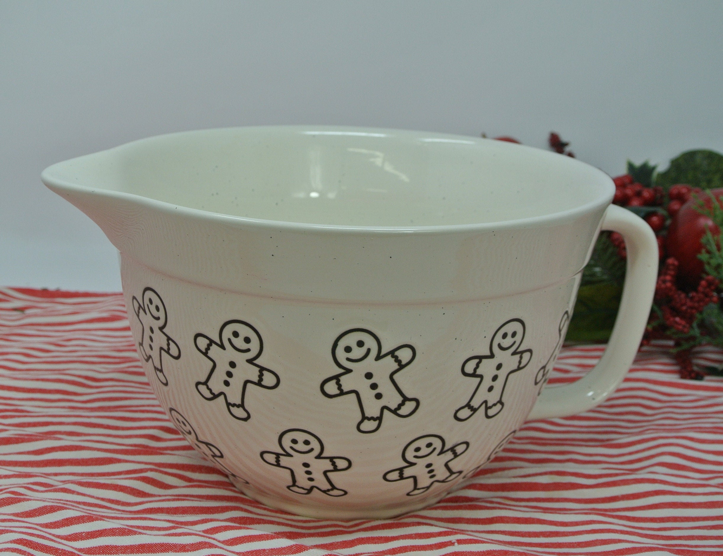 The Bake Shop Gingerbread Man Mixing Batter Bowl With Handle. - Etsy