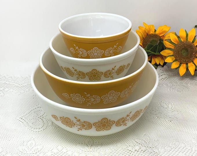 Vintage PYREX Butterfly Gold Mixing Nesting Bowls ~ Made in USA ...