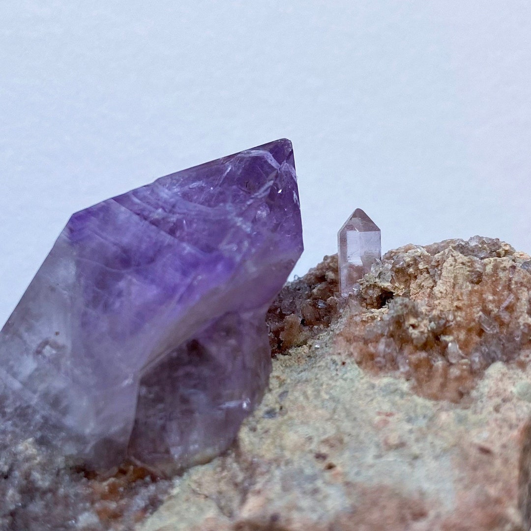Super Rare Russian Amethyst Crystal con bebé en Matrix desde - Etsy España