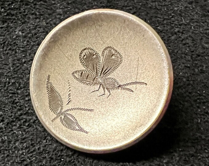 Concave Etched Button With Bee - Etsy