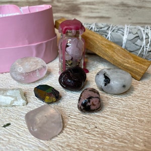 Valentine’s Day Crystal Kit - Etsy
