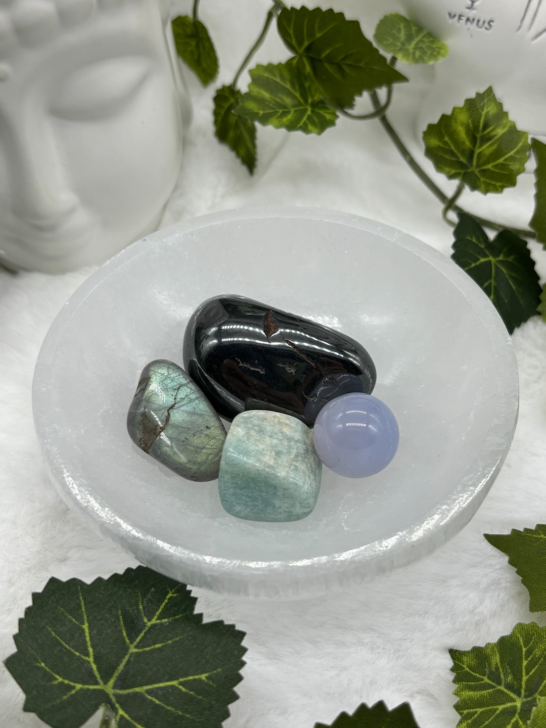 Crystals for Balancing Yin and Yan Kit - Balancing Yin & Yan Crystal ...