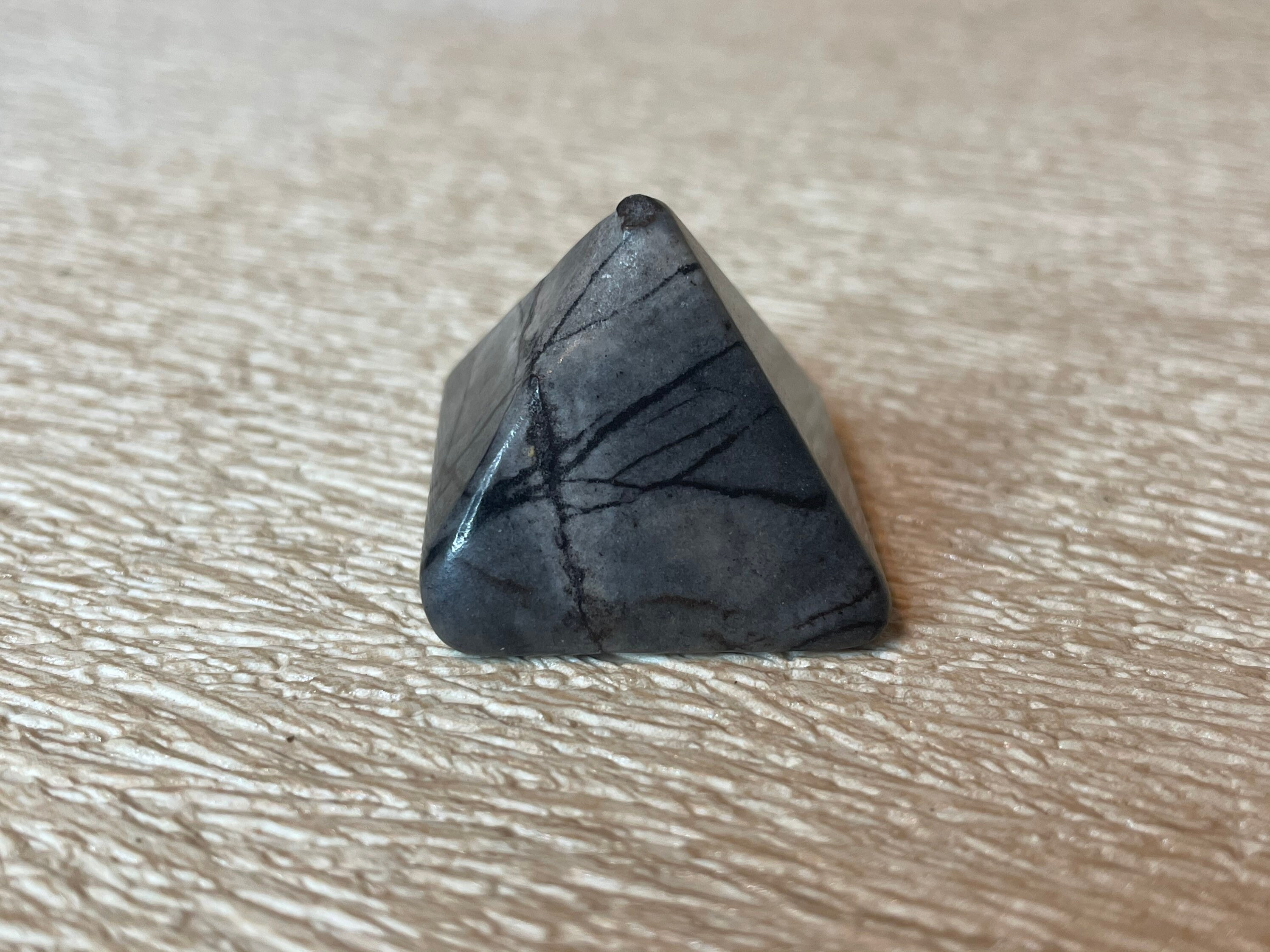 Pyramid 1 inch | Etsy