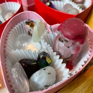 Valentine’s Day Crystal Kit - Etsy