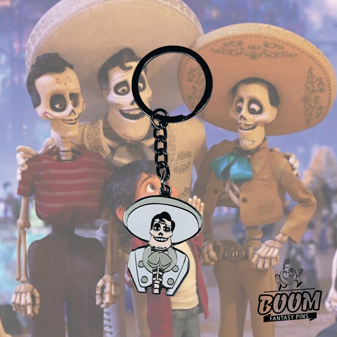 Ernesto De La Cruz, Coco: Adorable Disney Fantasy Keychain, Perfect ...