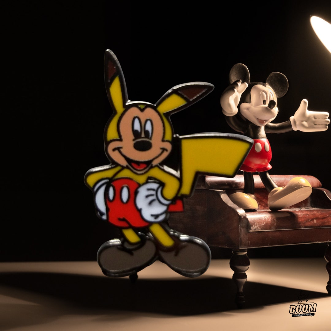 Mickey Mouse, Pikachu, Pokemon, Pin Fantasy, The Walt Disney Company ...