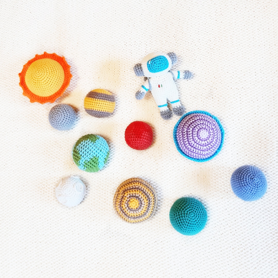 Solar System Learn, Crochet Stuffed Planets: Earth, Jupiter, Uran, Mars ...