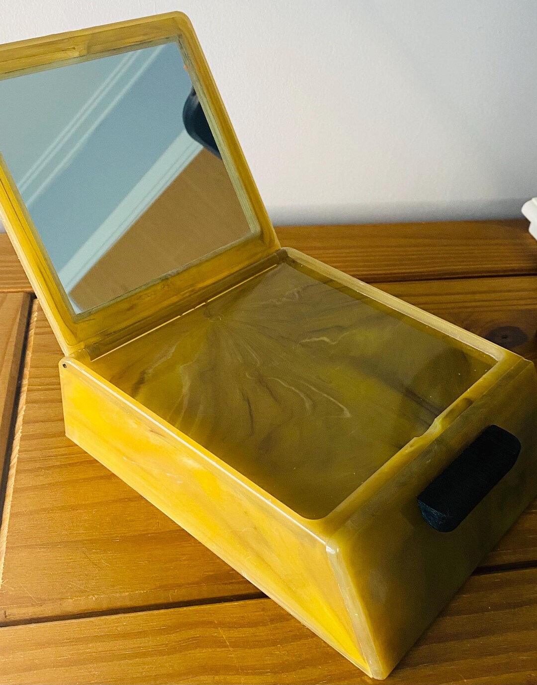Vintage Marble Effect Bakelite Make-up Organiser With Mirror, Vintage ...