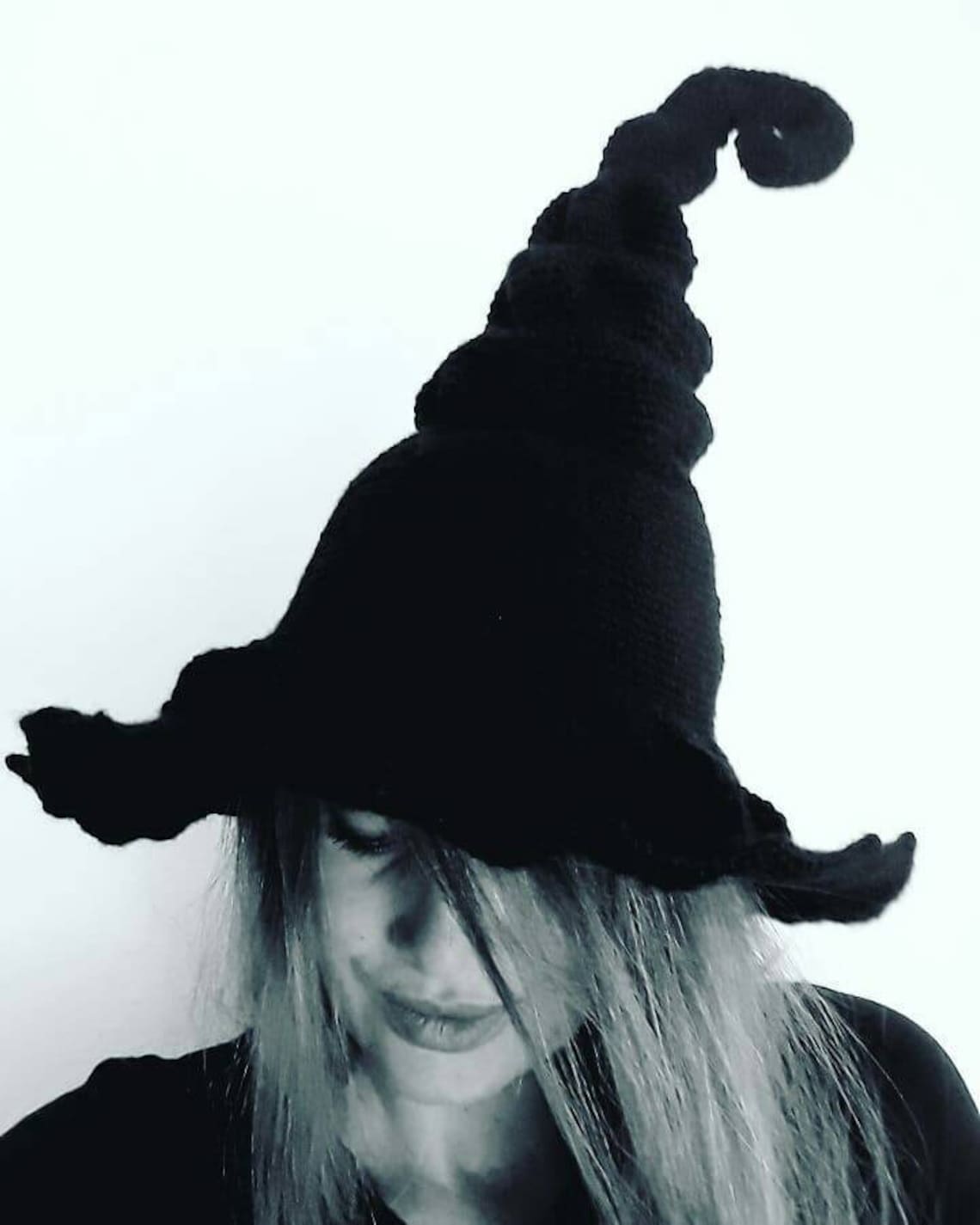 Wizard hat Witch hat Black hat Wicked Witch hat Pagan Crochet | Etsy