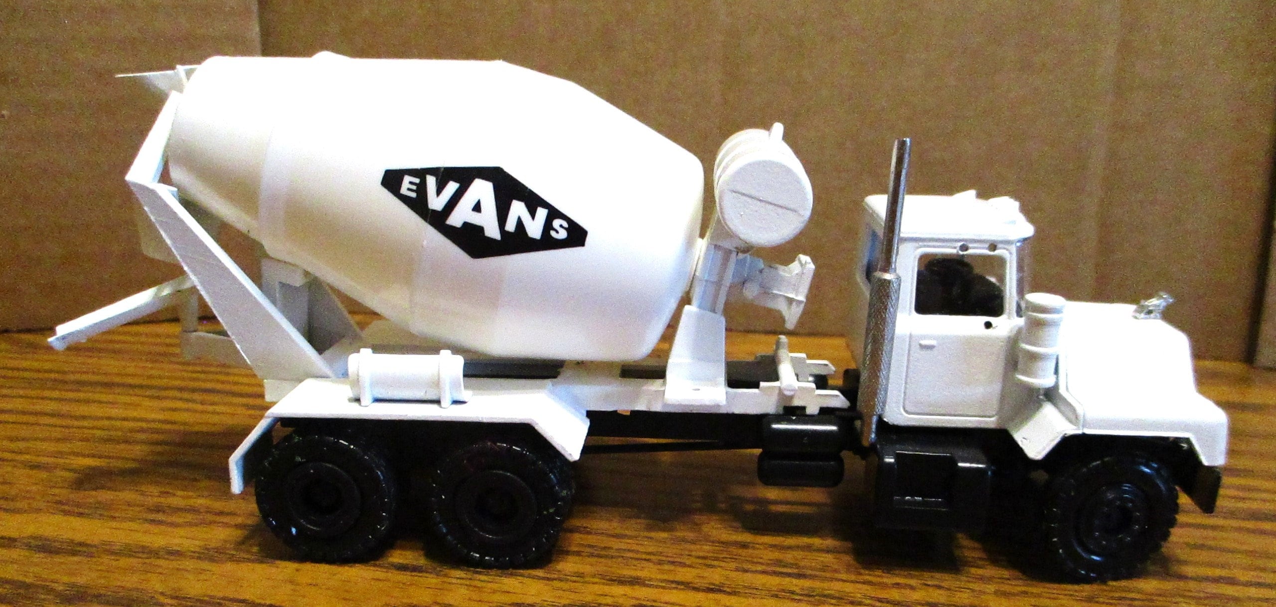 Conrad #3644 EVANS Concrete Cement Mixer Mack Truck Die Cast Metal ...