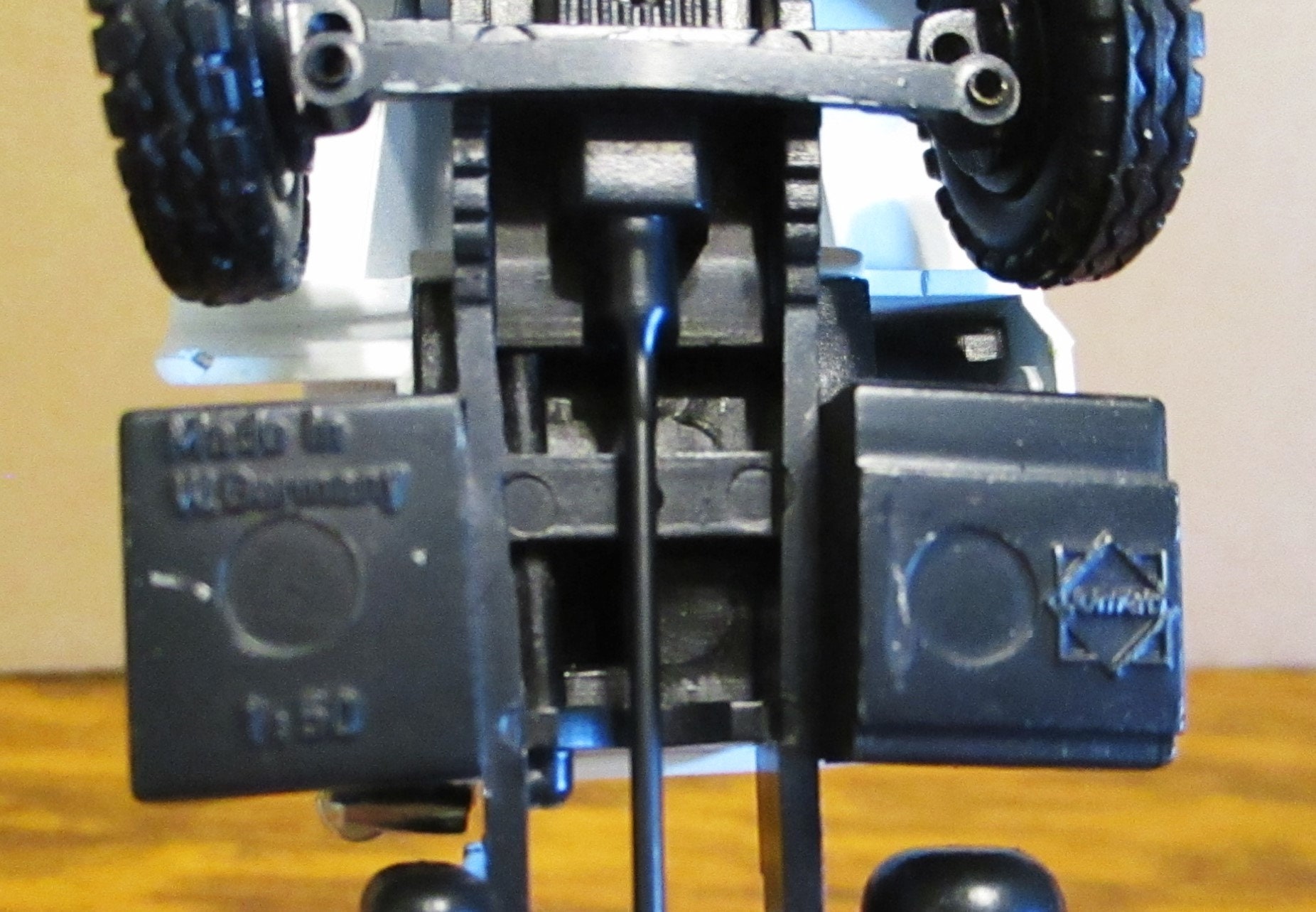 Conrad 3644 EVANS Concrete Cement Mixer Mack Truck Die Cast Metal White ...