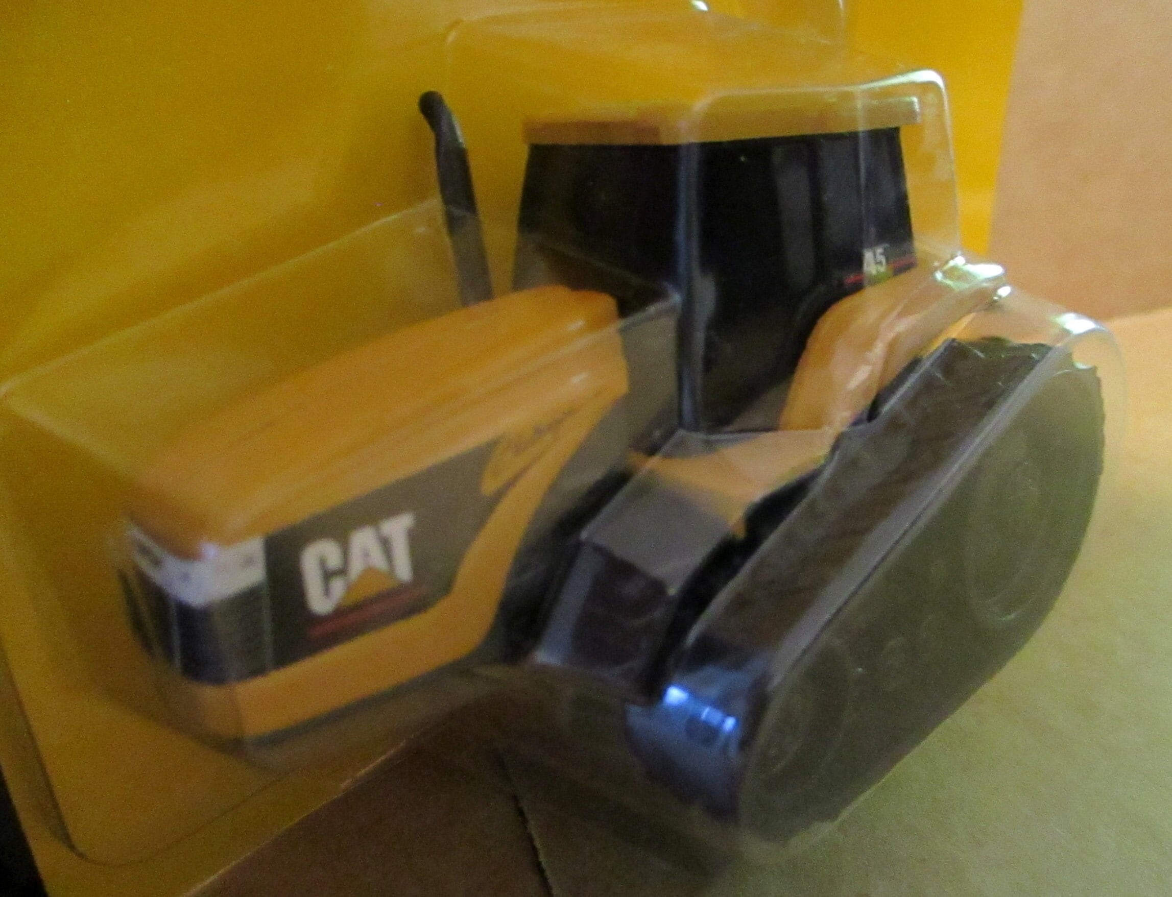 Caterpillar Cat Challenger 45 Track-type Ag Crawler Tractor 1/64 Ertl ...