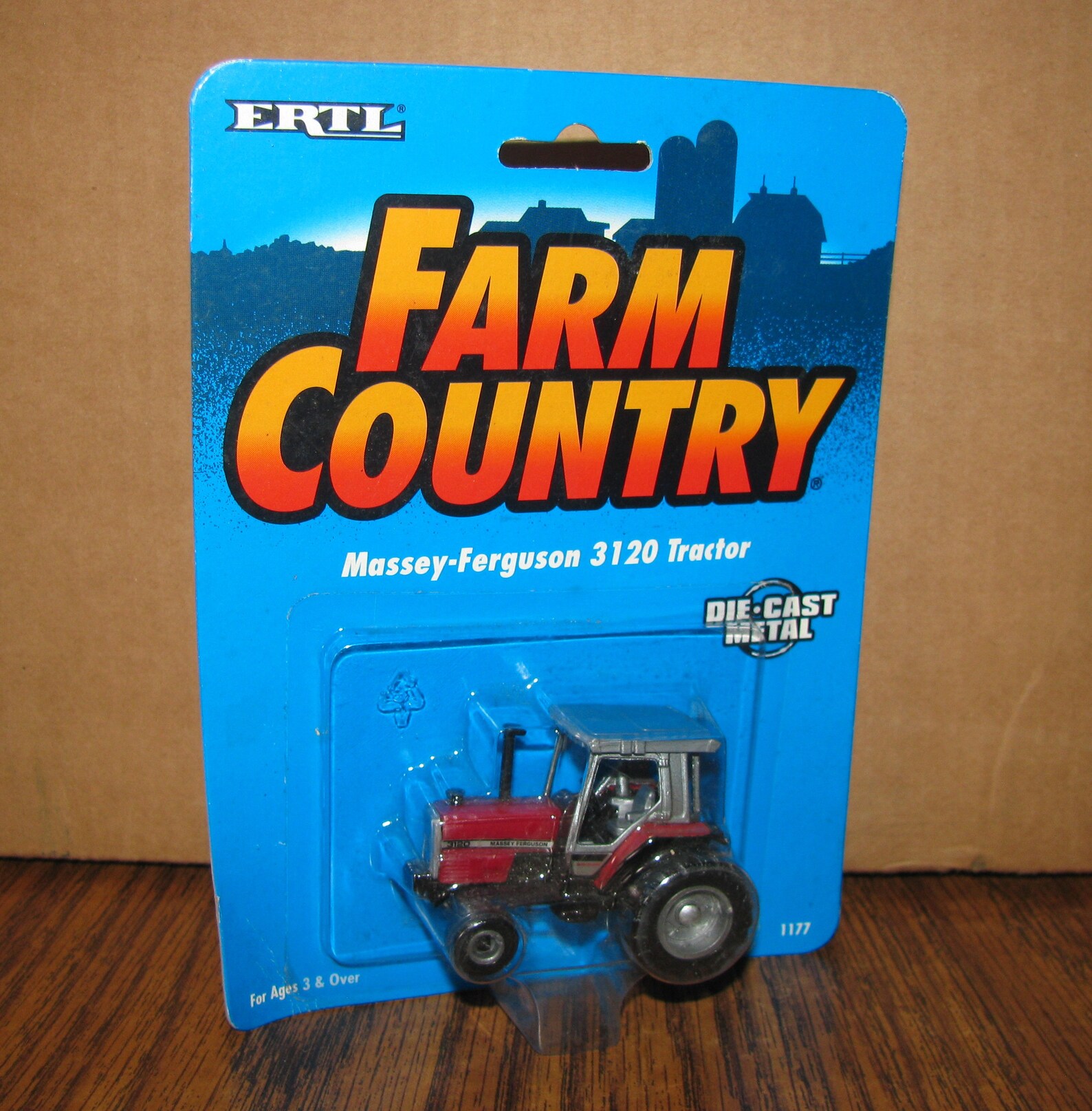 Massey Ferguson MF 3120 Row Crop Tractor With Cab 1/64 Ertl Toy #1177 ...