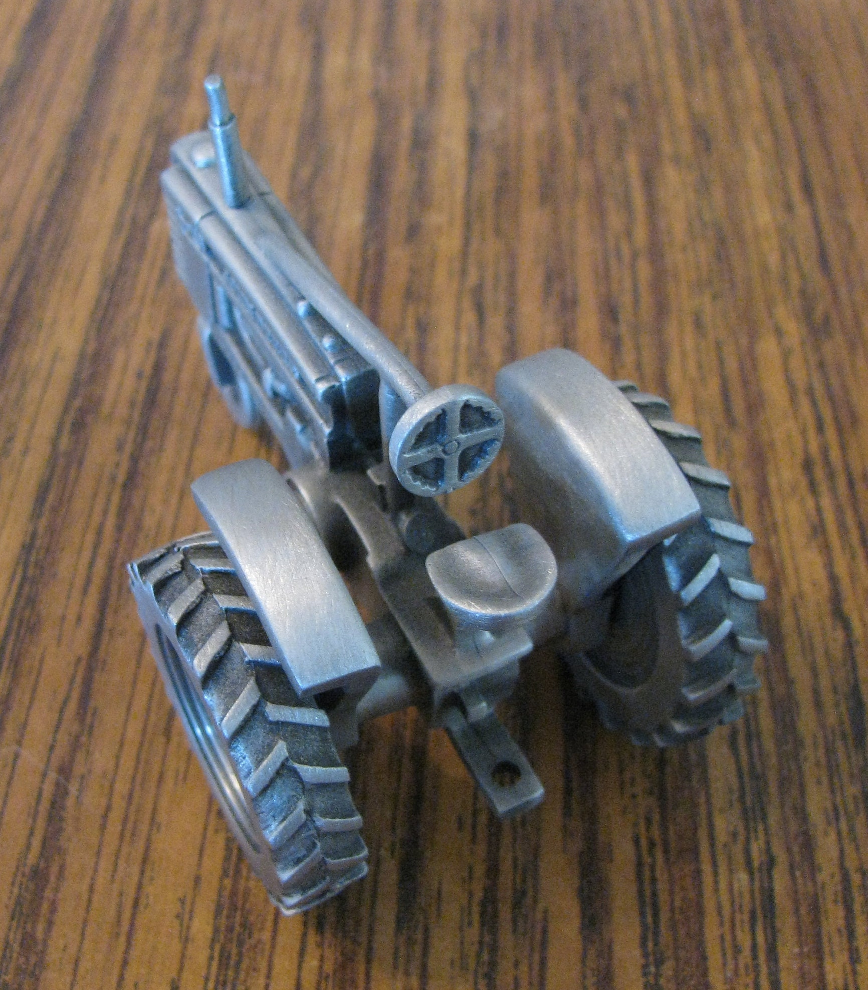 Toys 1939-1947 John Deere Model HN Two Cylinder Tractor 143 Spec Cast ...