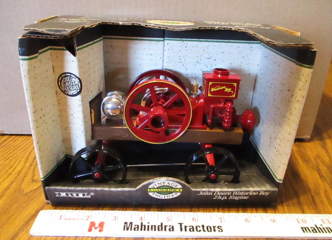 John Deere Waterloo Boy 2 Hp Hit Miss Gas Engine 1/8 Ertl Collectible ...