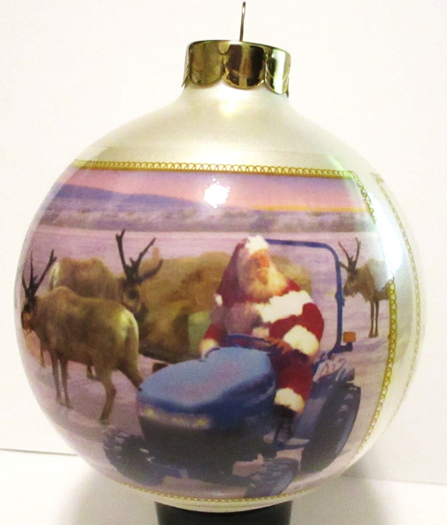 New Holland BOOMER Tractor Santa Reindeer Deer Barn Scene 2002 Glass ...